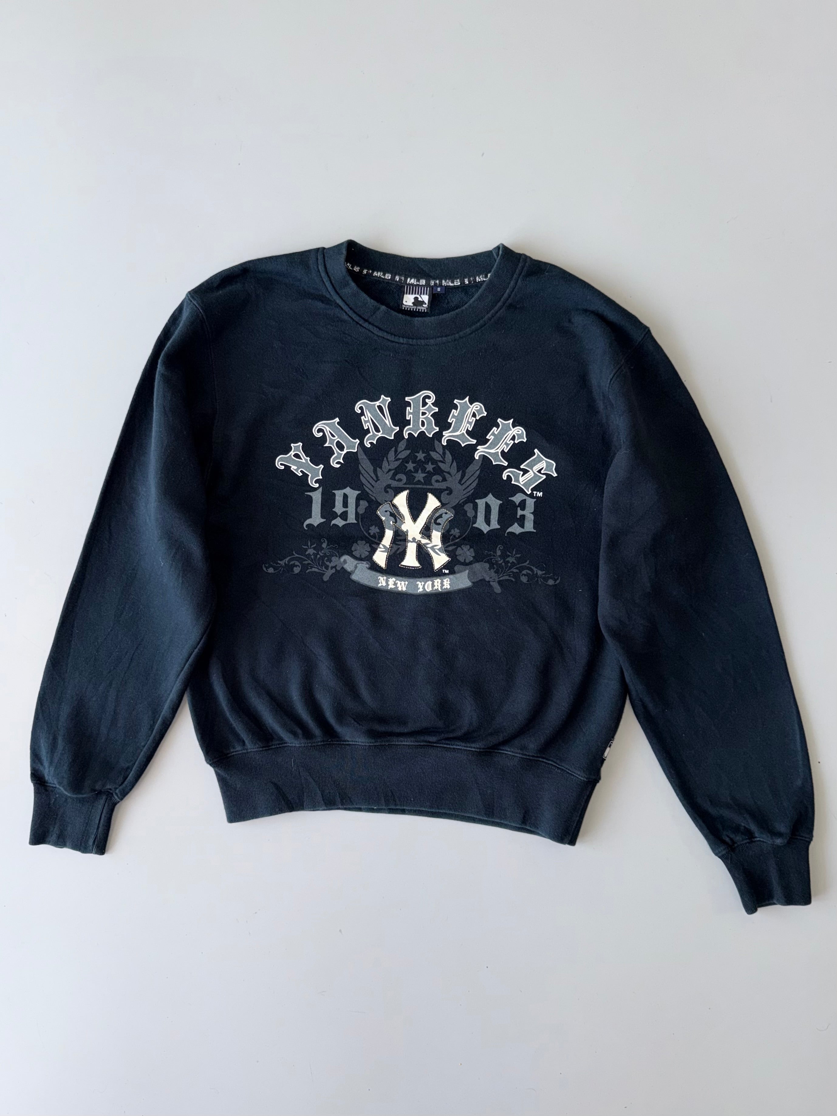 ZVintage Yankees Crewneck New York Edition (S/M) – Drip Drop Attire